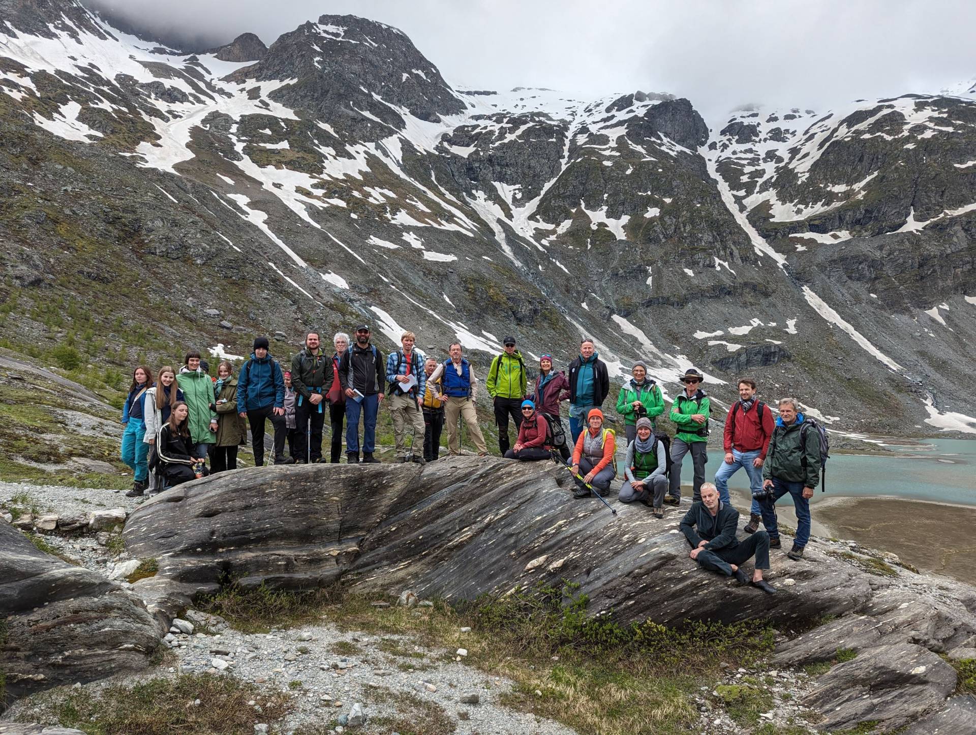„Gletscherweg Pasterze“ - Auf den Spuren eines einstigen Eisriesen der ...